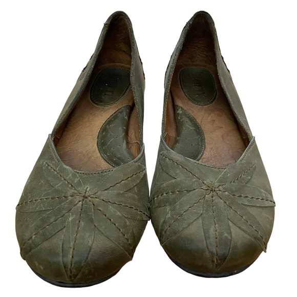 Born | Shoes | Born Green Textured Flats | Poshmark